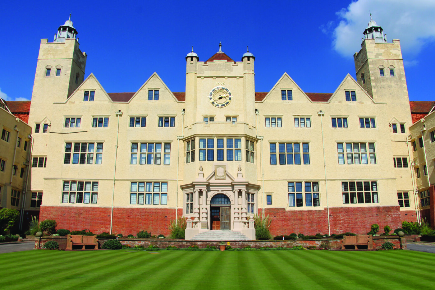 Roedean School - Stace